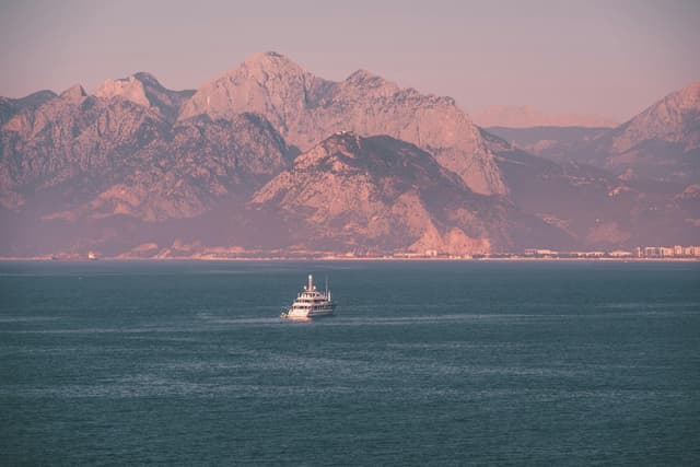 Antalya Boat Tours: What to Know Before You Book | Nomado Travel